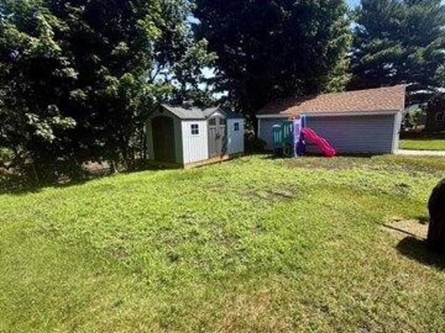 house with 2 bedroom, Attleboro MA ES104190282