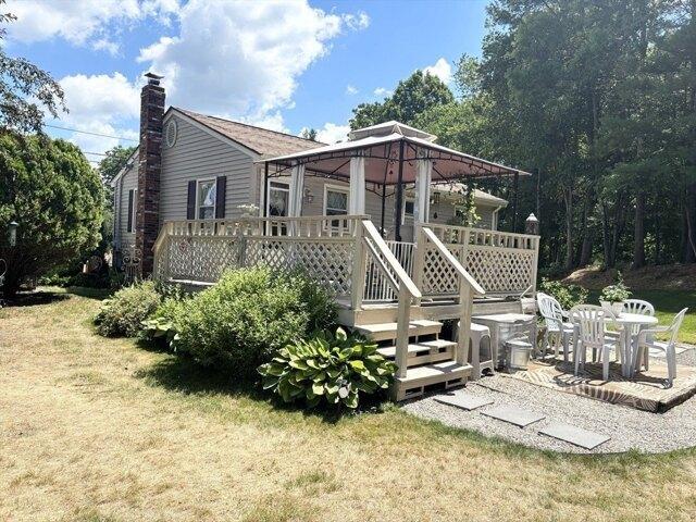 house with 2 bedroom, Attleboro MA ES105059290
