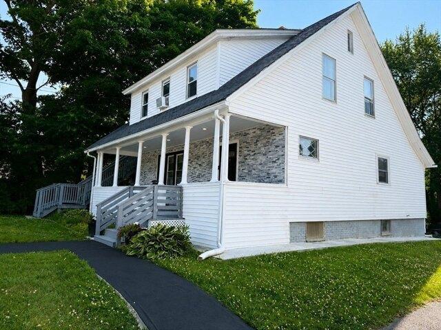 house with 2 bedroom, Auburn MA ES104787857
