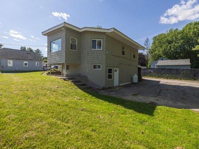 house with 2 bedroom, Auburn ME ES105094304