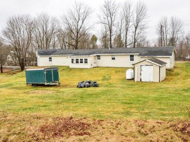 house with 2 bedroom, Augusta ME DLS101934175