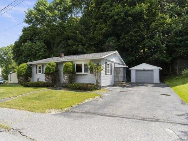house with 2 bedroom, Augusta ME DS103967587