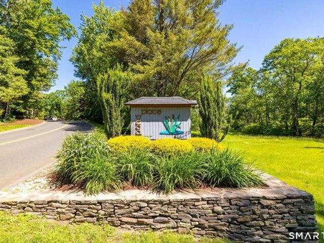 house with 2 bedroom, Avon CT DS103931002