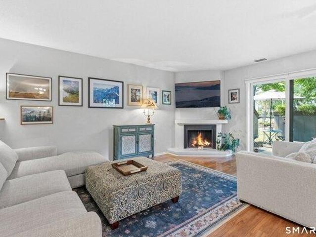 house with 2 bedroom, Avon CT ES104906029
