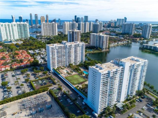 house with 2 bedroom, Aventura FL FL DS102519853