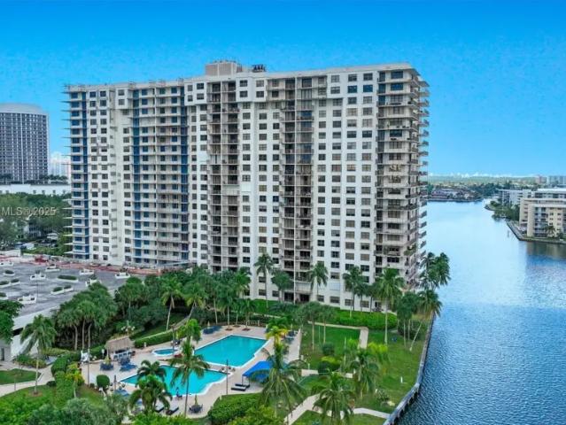 house with 2 bedroom, Aventura FL FL DS102520287