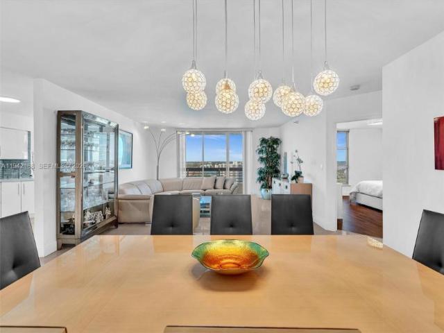 house with 2 bedroom, Aventura FL FL DS102659617