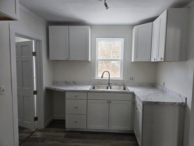 house with 2 bedroom, Bangor ME DS104408045