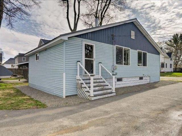 house with 2 bedroom, Bangor ME ES103664985
