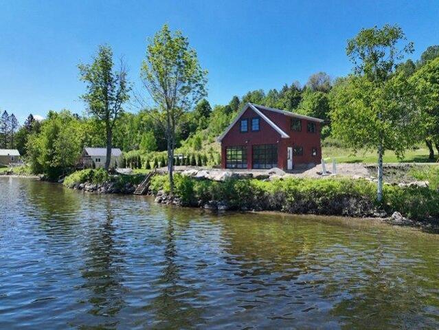 house with 2 bedroom, Barton VT DS104113770