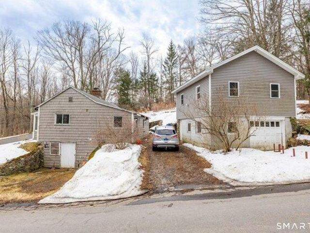 house with 2 bedroom, Barkhamsted CT ES104479510