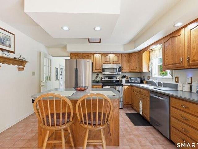 house with 2 bedroom, Barkhamsted CT ES105160341