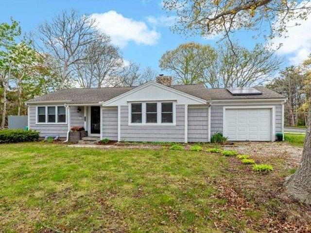 house with 2 bedroom, Barnstable MA ES103969083