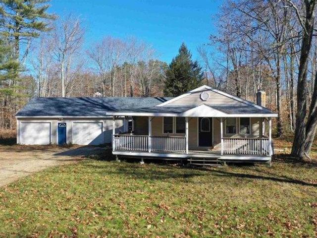 house with 2 bedroom, Barnstead NH DLS103100137