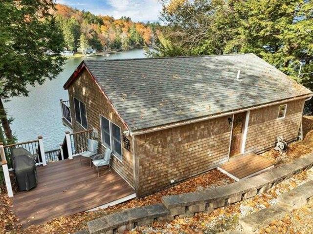 house with 2 bedroom, Barnstead NH DS102000178