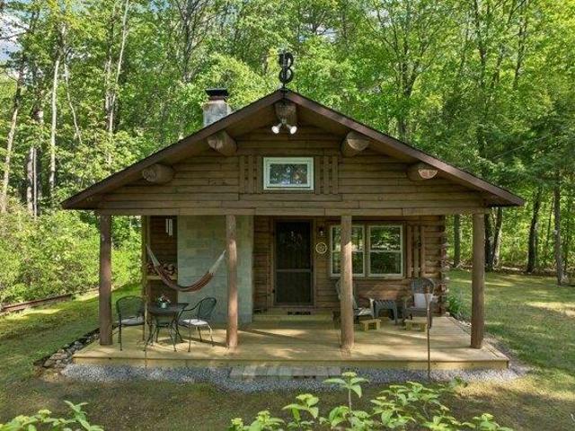 house with 2 bedroom, Barnstead NH DS103496928