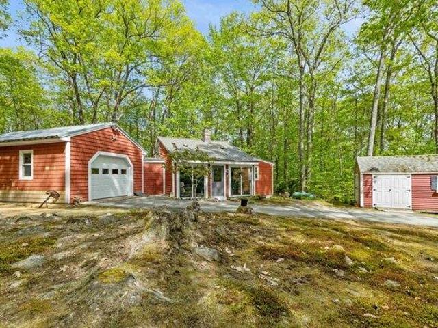 house with 2 bedroom, Barnstead NH DS103220078