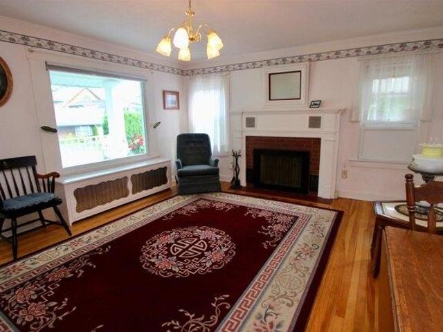 house with 2 bedroom, Barre VT ES104509931