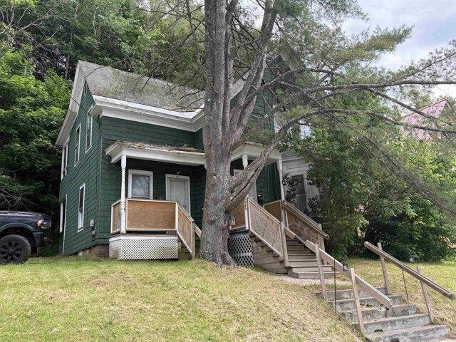 house with 2 bedroom, Barre VT ES104606506