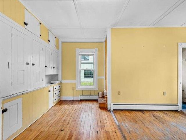 house with 2 bedroom, Barre VT ES104904145