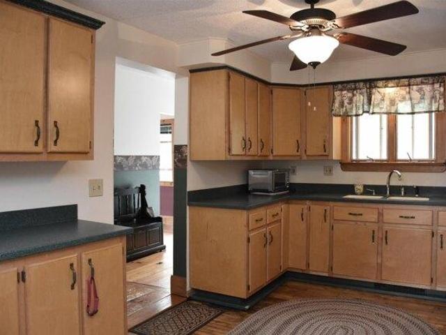 house with 2 bedroom, Barre VT ES105192004