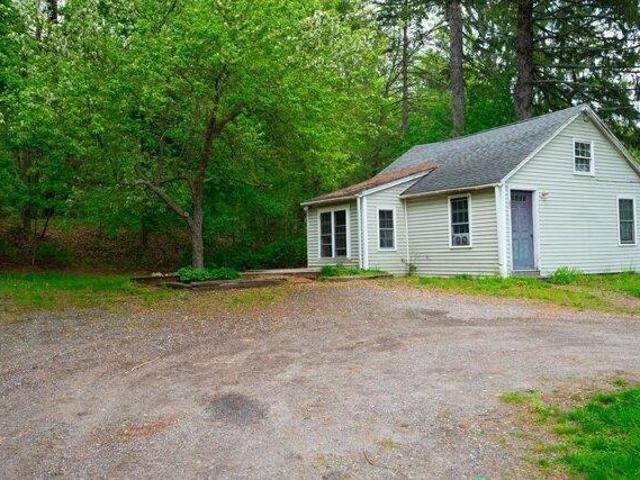house with 2 bedroom, Barre MA DS102592334