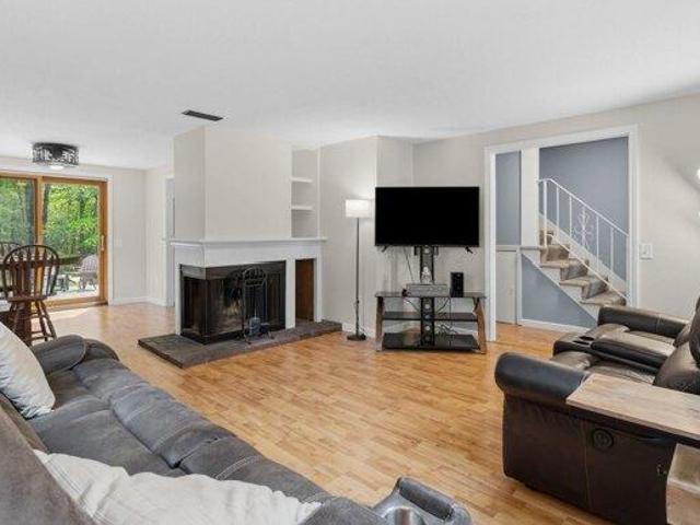house with 2 bedroom, Barrington NH ES104010865
