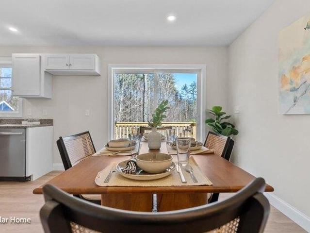 house with 2 bedroom, Barrington NH ES105115912