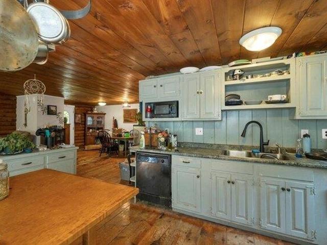 house with 2 bedroom, Barrington NH ES103968646