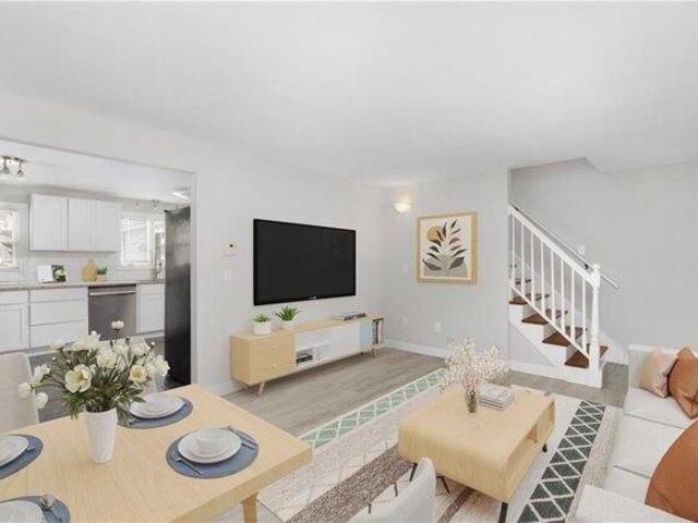 house with 2 bedroom, Barrington RI DLS102118254