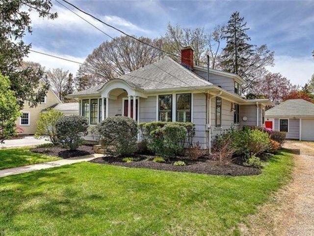 house with 2 bedroom, Barrington RI ES104510962