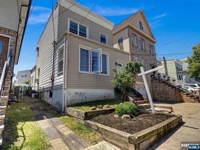 house with 2 bedroom, Bayonne NJ DS104405647