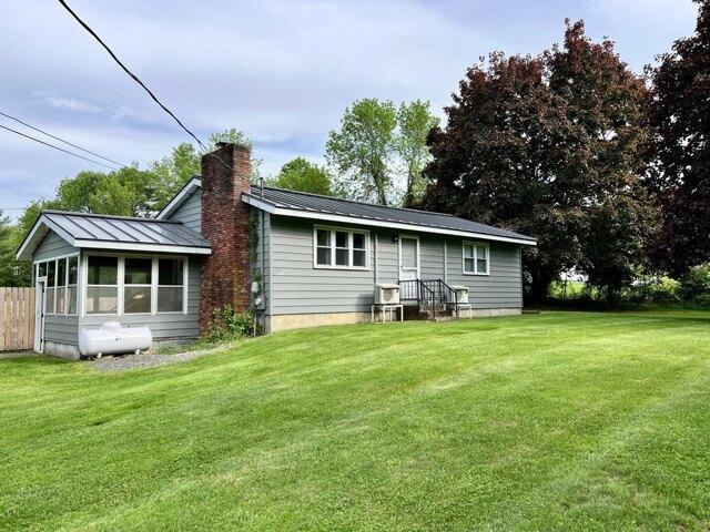 house with 2 bedroom, Benton ME DS103099515