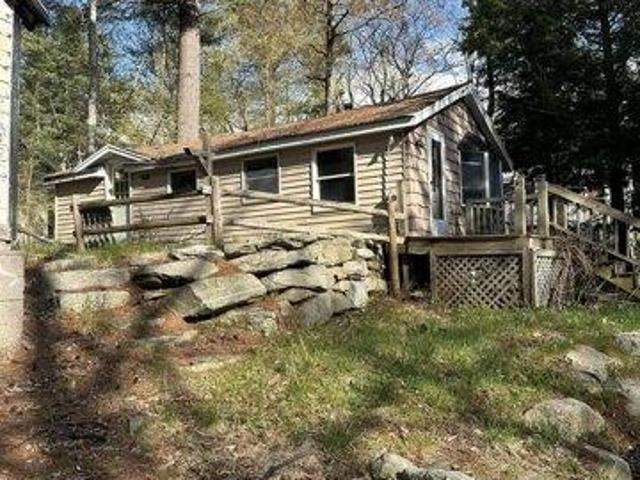 house with 2 bedroom, Becket MA DLS92960228