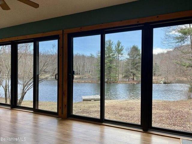 house with 2 bedroom, Becket MA ES103069543