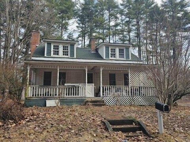 house with 2 bedroom, Belchertown MA DS102258432