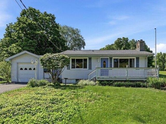 house with 2 bedroom, Belchertown MA DS103070973