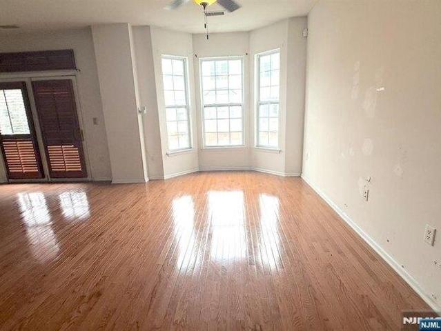 house with 2 bedroom, Belleville NJ ES104512822