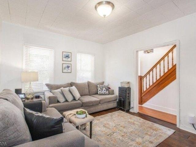 house with 2 bedroom, Belleville NJ ES104850751