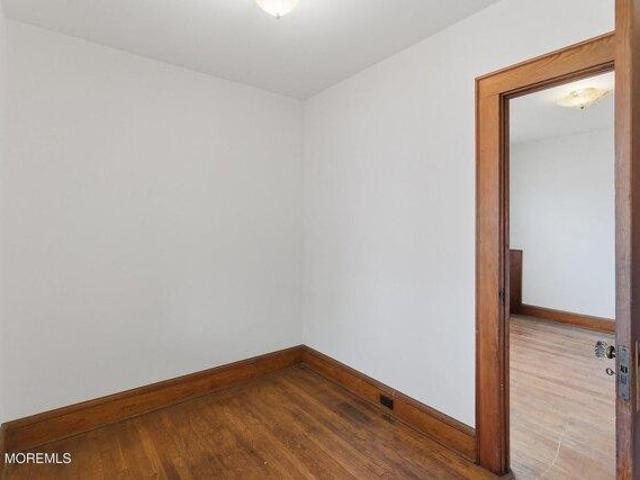 house with 2 bedroom, Belleville NJ ES105206557
