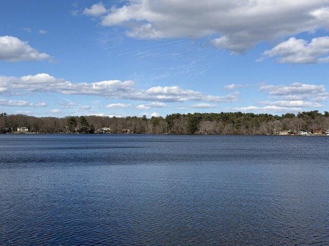 house with 2 bedroom, Bellingham MA DS102409173