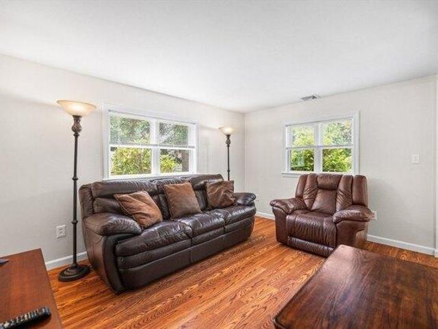 house with 2 bedroom, Bellingham MA ES105082210