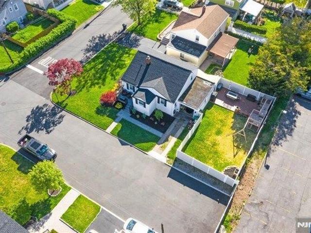 house with 2 bedroom, Bergenfield NJ DLS101856080
