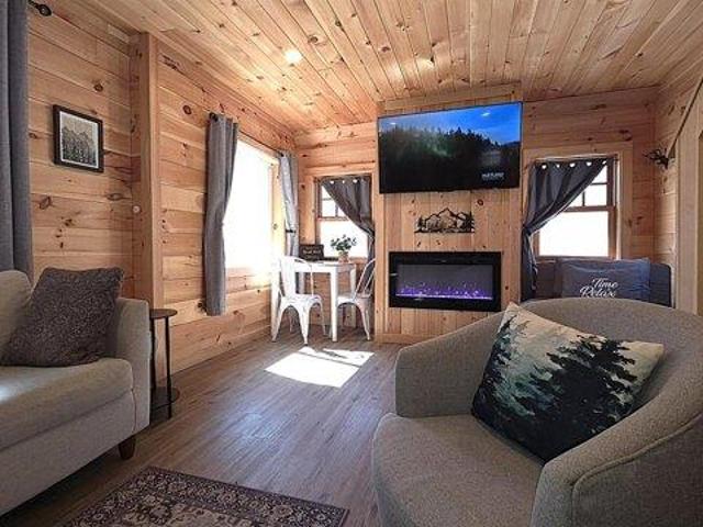 house with 2 bedroom, Berlin NH DLS102284831