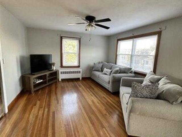 house with 2 bedroom, Berlin NH ES104111921