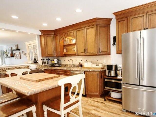 house with 2 bedroom, Bethel CT DS104151925