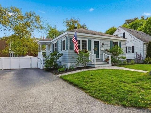 house with 2 bedroom, Beverly MA DS102961806