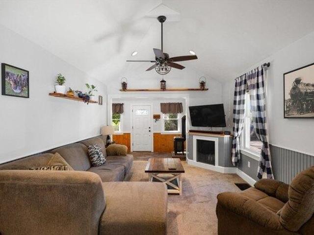 house with 2 bedroom, Beverly MA DS103224486