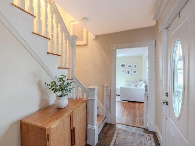 house with 2 bedroom, Beverly MA ES104043847