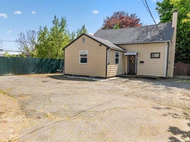 house with 2 bedroom, Beverly MA ES104848854